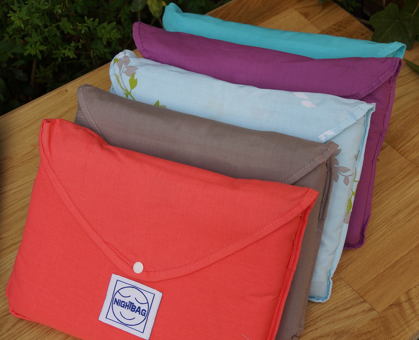 Invitations: finie la corvée draps, à chacun son NighTbag® - NighTbag ...